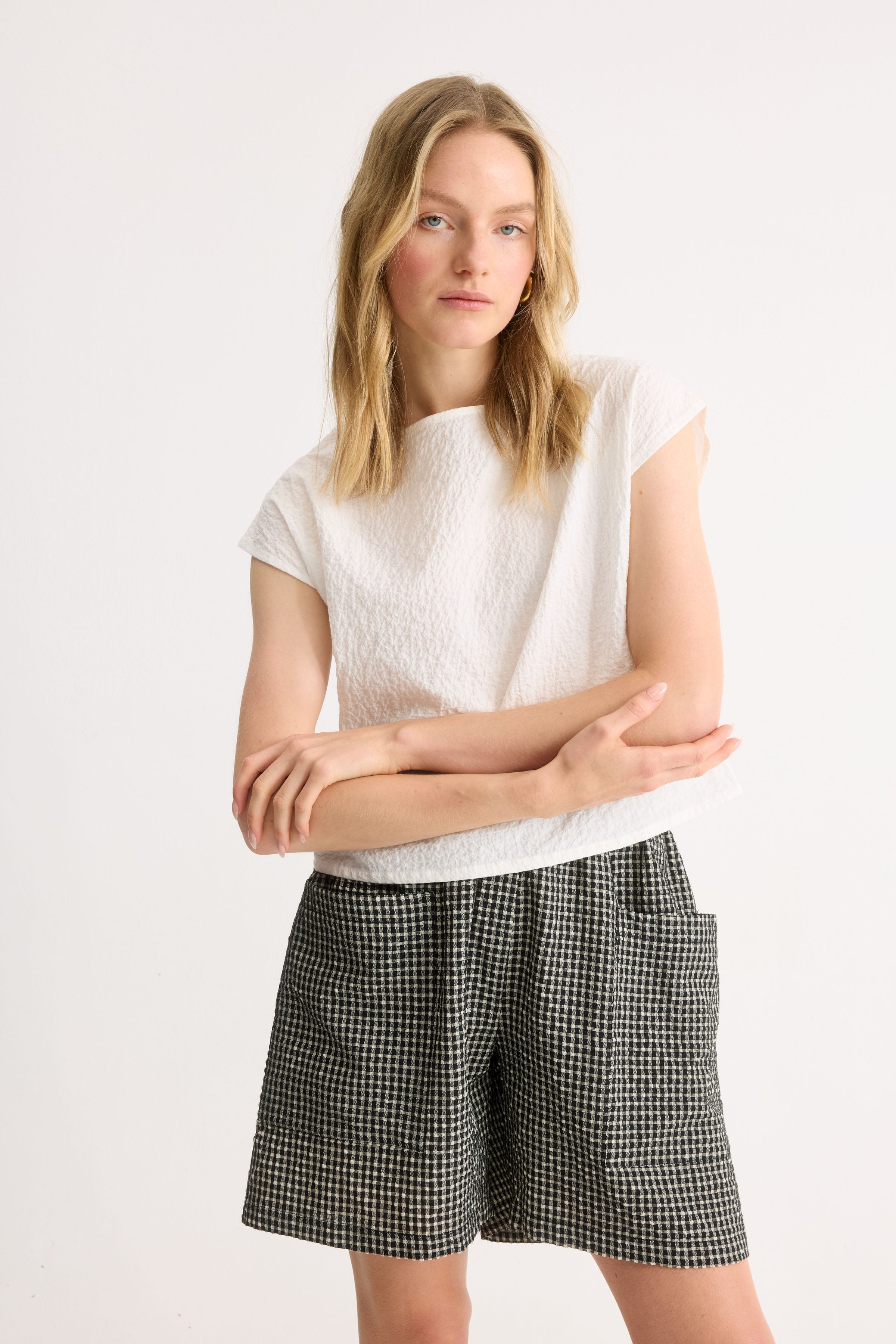 Bias Shell Tee - White Bubble Cotton – Kuwaii